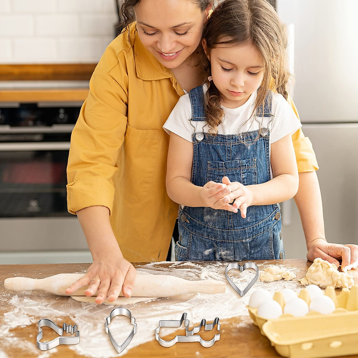 108 Pcs Metal Cookie Cutters Set Stainless Steel Biscuit Cutter Molds Include Heart Star Round Flower Vehicle Sea Creatures Alphabet Numbers Ice Cream Cone Fruit Shapes Cookie Cutters for Baking