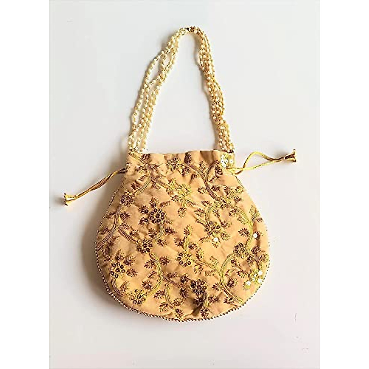 Eyesart Fashion Potli Bag For Women Ethnic Designer Embroidery Ethnic Velvet Potli bag Ladies Handbag Purse for Bridal Party wedding and Gifting Batwa Pearls Handle With Intricate (Cream)