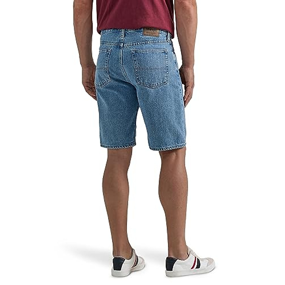 Wrangler Authentics Men's Classic Relaxed Fit Five Pocket Jean Short, Light Stonewash, 38