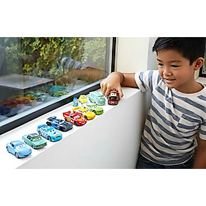 Mattel Disney and Pixar Cars Set of 10 Die-Cast Mini Racers Vehicles, Collectible Set of 1:55 Scale Toy Cars Inspired by Movies