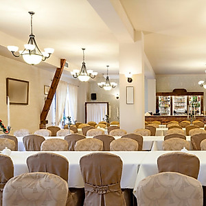 White Table Cloth Rectangle Table, 6 Pack Tablecloths for Rectangle Tables, 100% Polyester Rectangular Tablecloth White Table Cover Table Linens for Party, Wedding, Banquet Decoration- 60 x 102 Inch