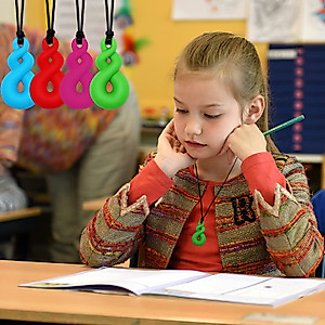 Chew Necklaces for Sensory Kids, Sensory Chew Necklaces for Boys and Girls with Autism, ADHD, SPD, Chewing or Special Needs, Silicone Chewy Necklace Sensory Toys for Adults Teens 4 Pack