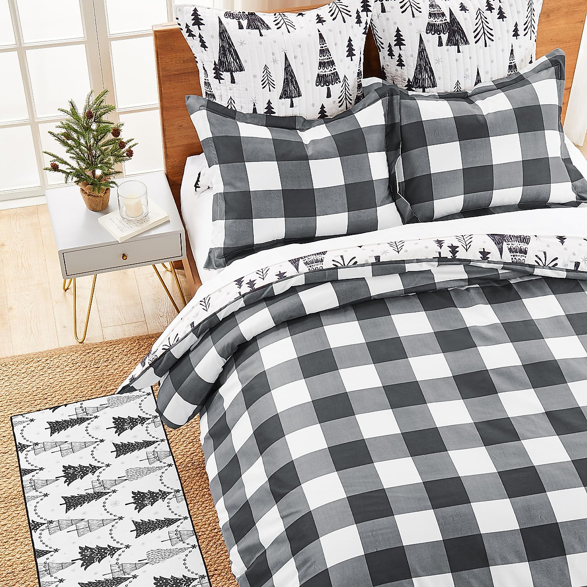 Levtex Home Merry & Bright Collection - Northern Star Comforter Set - King Comforter (106 x 94in.) + Two King Pillow Cases (36 x 20in.) - Holiday Pine Trees - Black and White - Microfiber