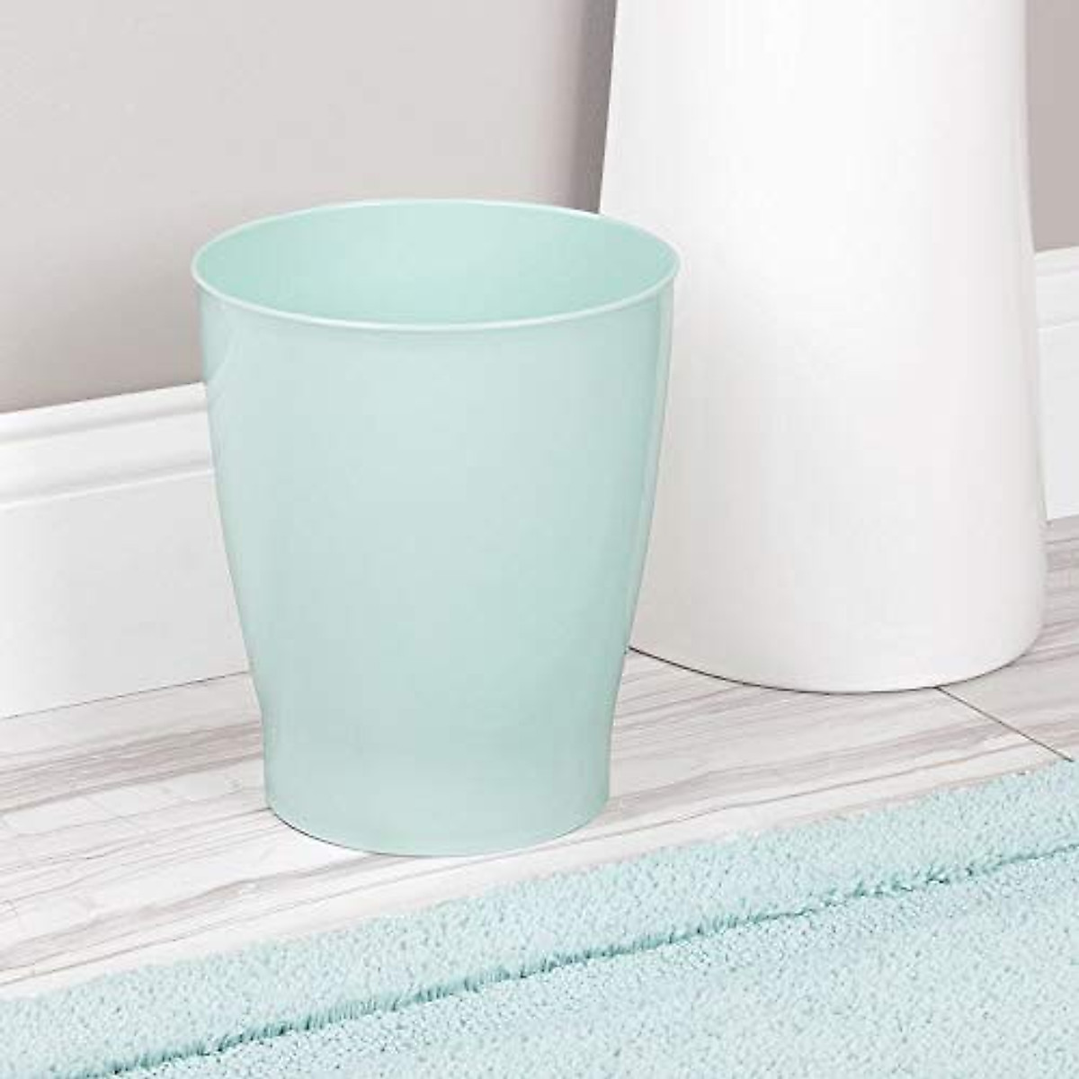 mDesign Round Plastic Bathroom Garbage Can, 1.25 Gallon Wastebasket, Garbage Bin, Trash Can for Bathroom, Bedroom, and Kids Room - Small Bathroom Trash Can - Fyfe Collection - Mint Green