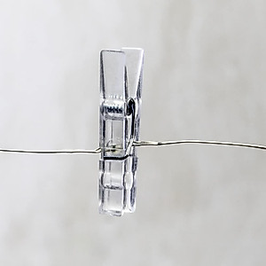 GSHLLO 50 Pcs Clear Plastic Photo Display Clips Clothes Pins Paper Pegs Craft Clips Spring Hanging Clips Clamps for Home Crafts Decor