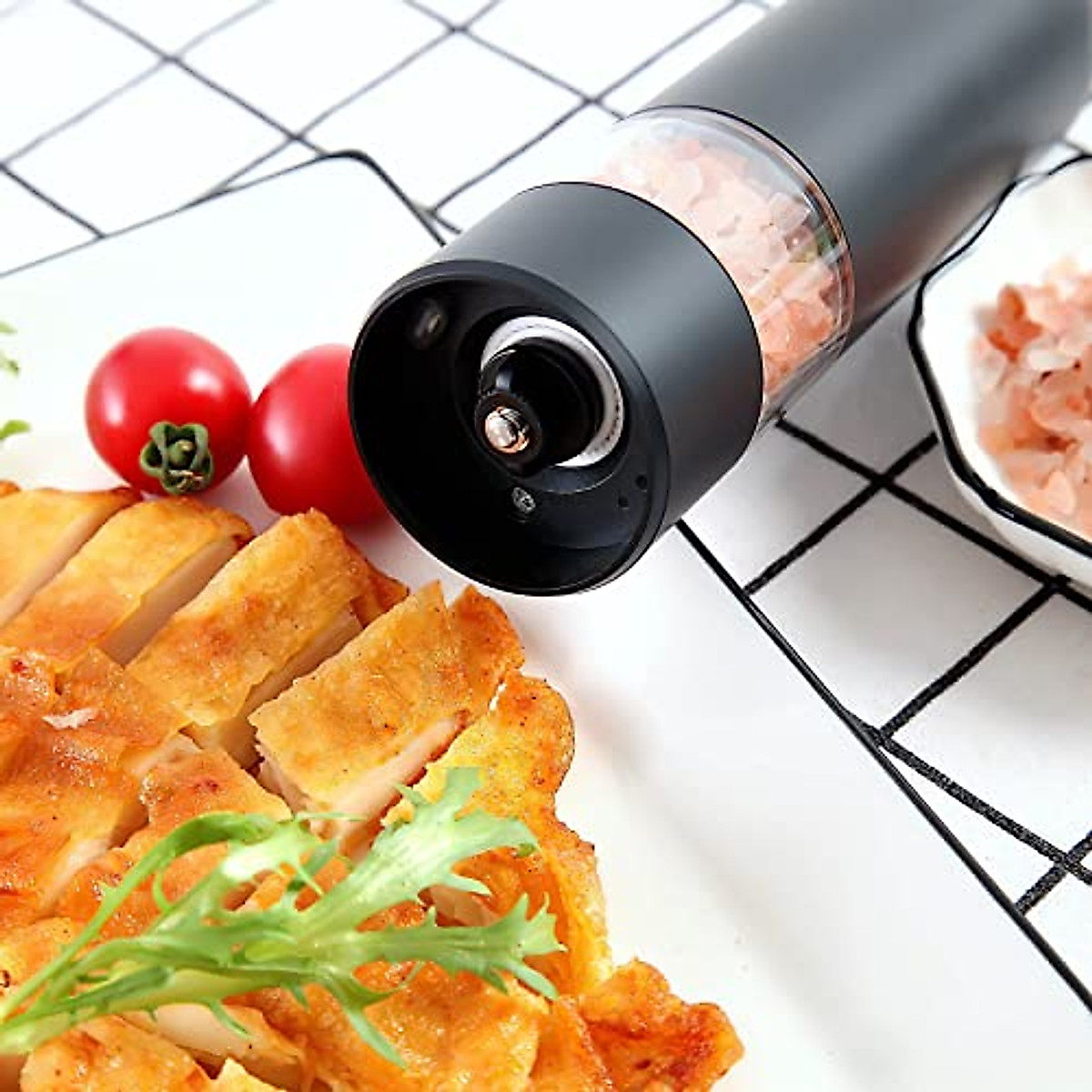 Electric Pepper Grinder Mill, USB Rechargeable Salt and Pepper Grinder with Ceramic Grind and LED Light, Adjustable Coarseness and Refillable Glass, No Battery Needed - Black