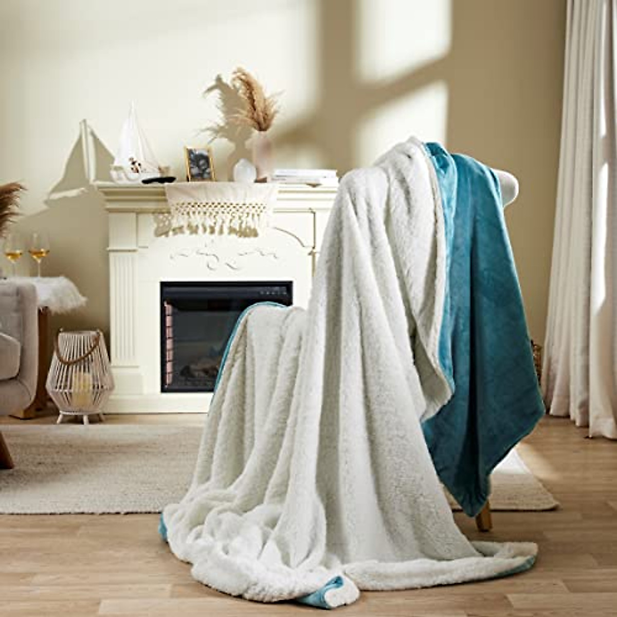 BELADOR Sherpa Fleece Queen Size Blanket for Bed - Fuzzy Warm Large Blankets - Anti-Static Soft Blanket, Fleece Blanket - Sherpa Throw Blankets & Throws for Sofa - 90x90 Inches