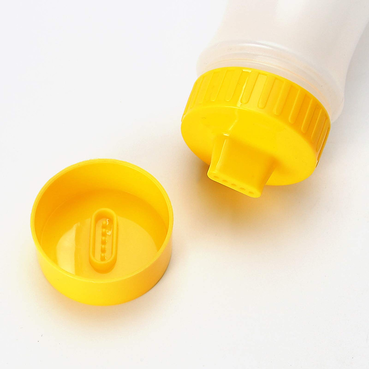 3 Pcs 5-hole Sauce Squeeze Bottle,12.8oz/380ml Plastic Condiment Squeeze Bottle for Ketchup Jam Mayonnaise BBQ Sauce,Yellow