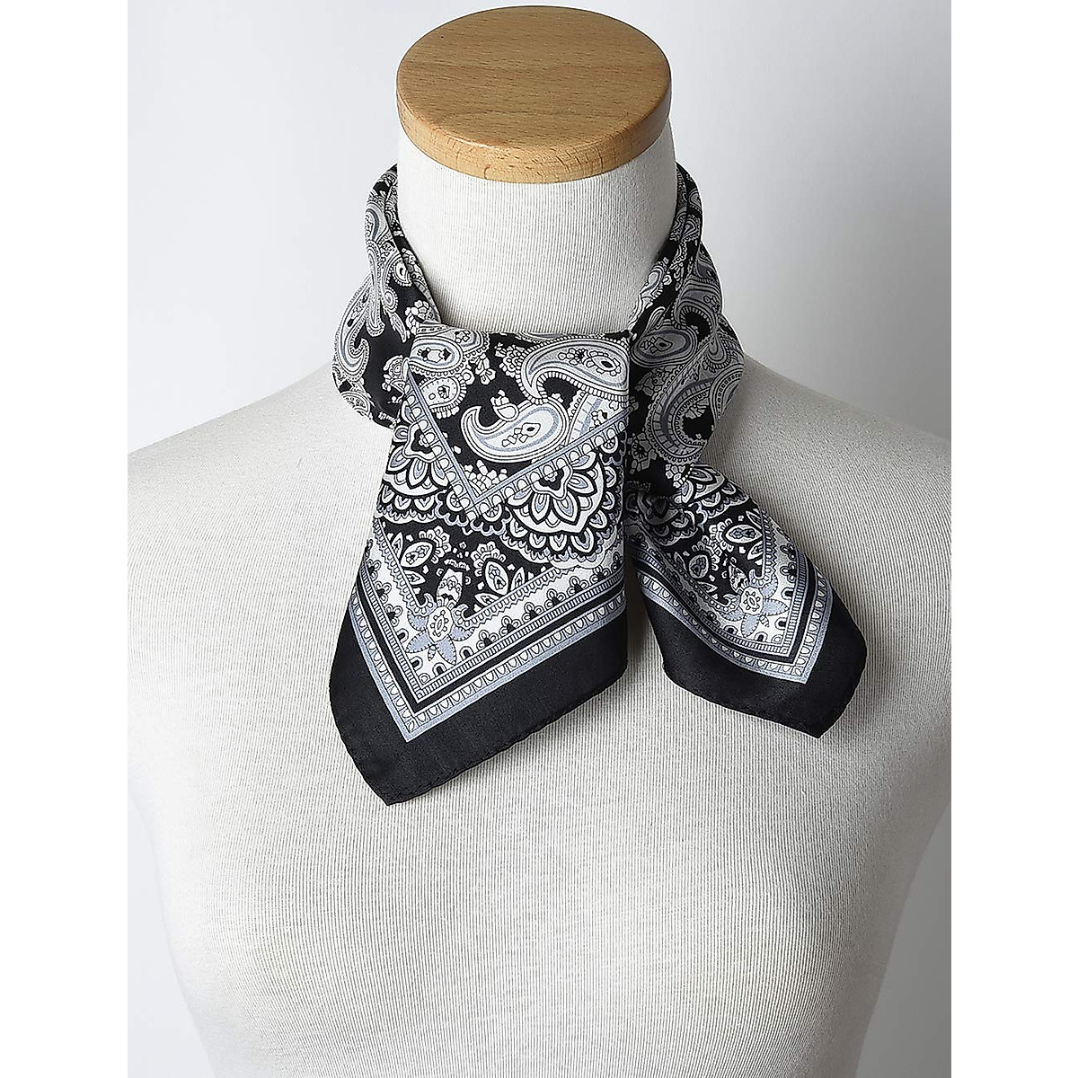 corciova Paisley White Black Western Neck Scarf Men Neckerchief 21x21 Women Silk Hair Scarf Ladies Short Bandana Purse Scarf