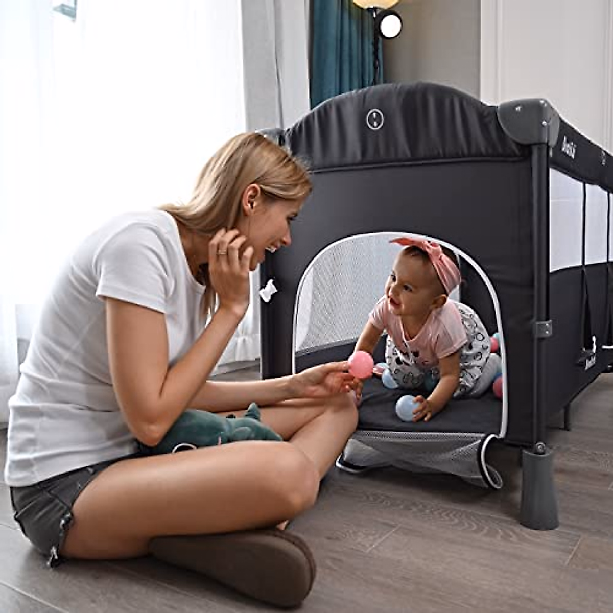 AIEGLE Baby Bassinet Bedside Sleeper, 5-in-1 Full-Size Infant Bassinet Bed Side Crib with Comfy Mattress & Hanging Toys, Portable Travel Crib with Wheels for Baby Infant Newborn, in Dark Grey