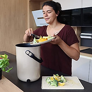 Skaza Composter, 9.6 L, Cream-White