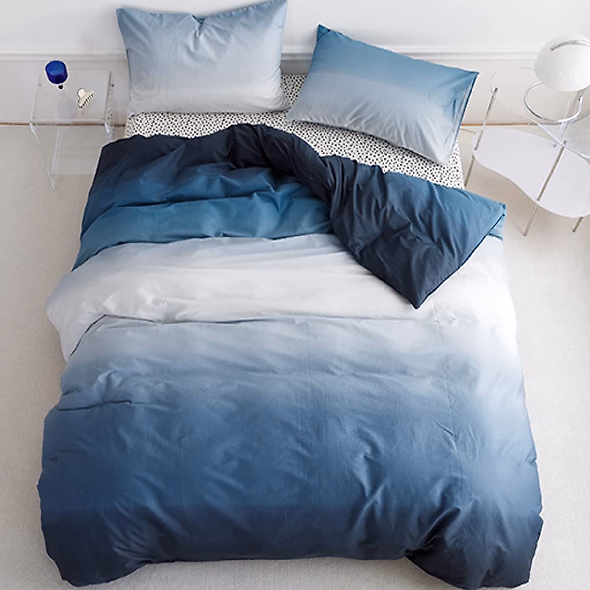 Wellboo Blue White Gradient Comforter Sets Queen Solid Ocean Sea Blue Bedding Comforters Cotton Modern Plain White and Sky Blue Gradient Soft Quilts Farmhouse Abstract Art Watercolor Comforters Warm