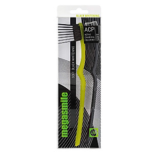 Black Megasmile Whitening Toothbrushes (Duo Pack)