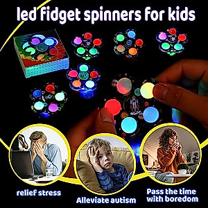 SCIONE 24 PCS Space Theme LED Light Up Fidget Spinner Toys, Party Favors for Kids 4-8 8-12, Birthday Valentines Day Gifts Goodie Bag Treasure Box Toys for Classroom, Glow in The Dark Sensory Toys