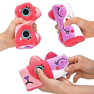 EASYLEISURE Reversible Plushie Cat Stuffed with Water Wiggler Sensory Fidget Stress Relief Water Snake Toy flip Plush Double Sided with Moods Smile and Sad