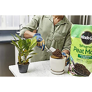 Miracle-Gro Sphagnum Peat Moss, 8 qt., For Containers and In-Ground