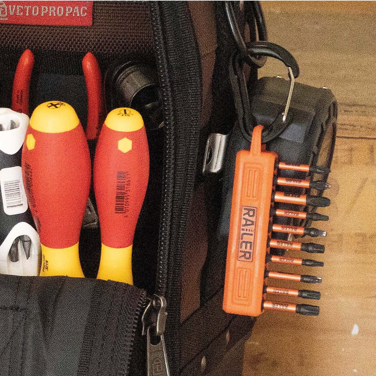 Spanner Screwdriver Bit Set - Railer 5PC S2 Steel 2" Spanner Snake Eyes Impact Driver Bit Set With A Tool Storage Bit Holder & Carabiner