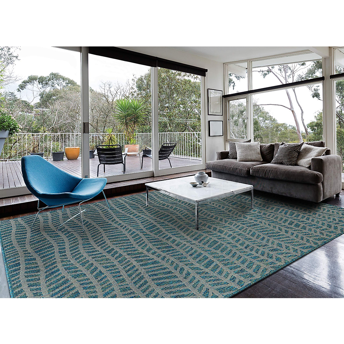 HOMEGNOME Indoor Outdoor geo Wave Rug (5'3"x7'6", Ocean Blue)