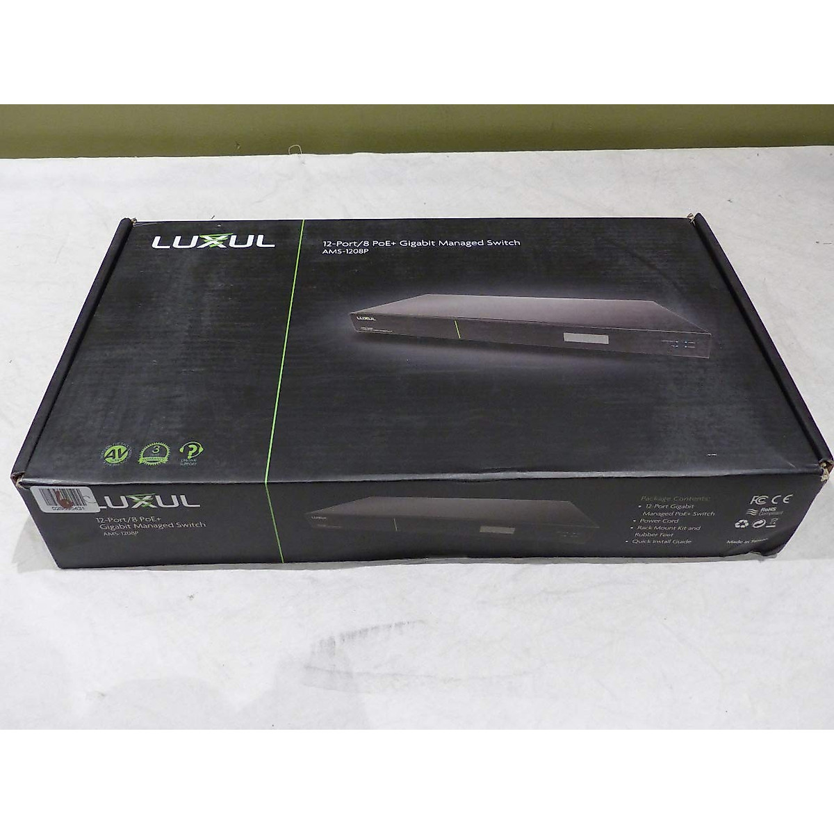 LUXUL 12-Port/8 PoE+ Giga Managed Switch