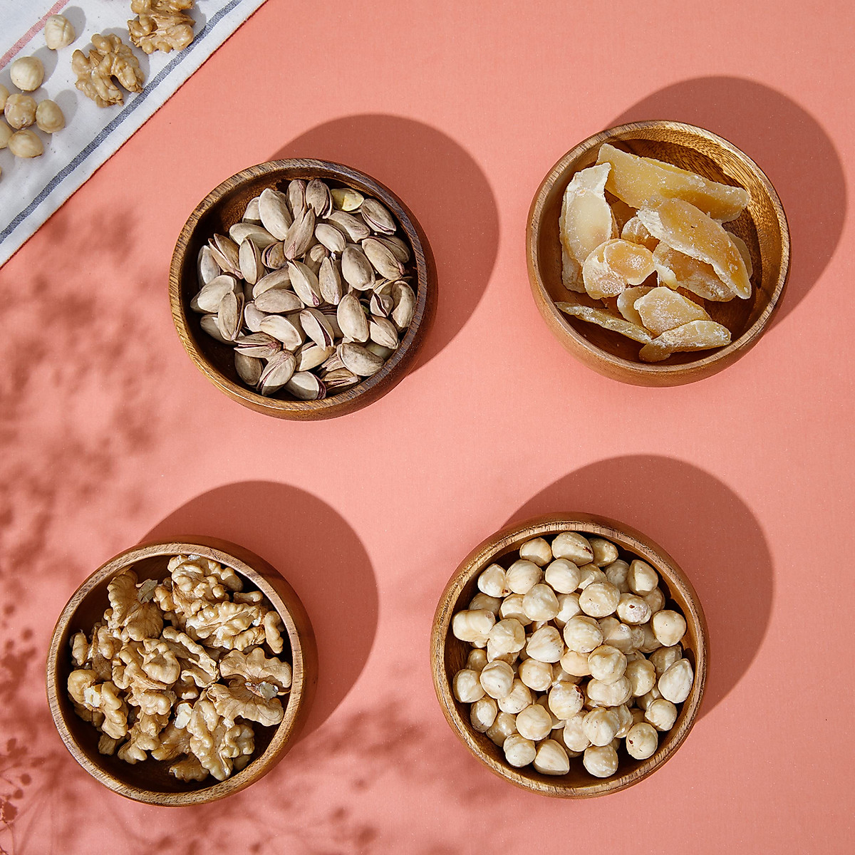 Set of 4 acacia dipping bowl set natural and handmade wood bowl, ideal for olives, nuts and small snacks serving bowls, sauce bowl, snack bowl can be used as home decoration and table decoration