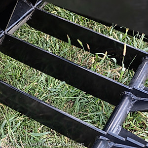 Titan Attachments 72in Economy Skid Steer Root Grapple Bucket Attachment, 3/8in Thick Steel Frame, Quick Tach Mounting System