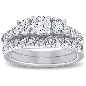 P3 POMPEII3 1 1/2 ct 3-Stone Diamond Engagement Ring Matching Wedding Band Set White Gold - Size 4