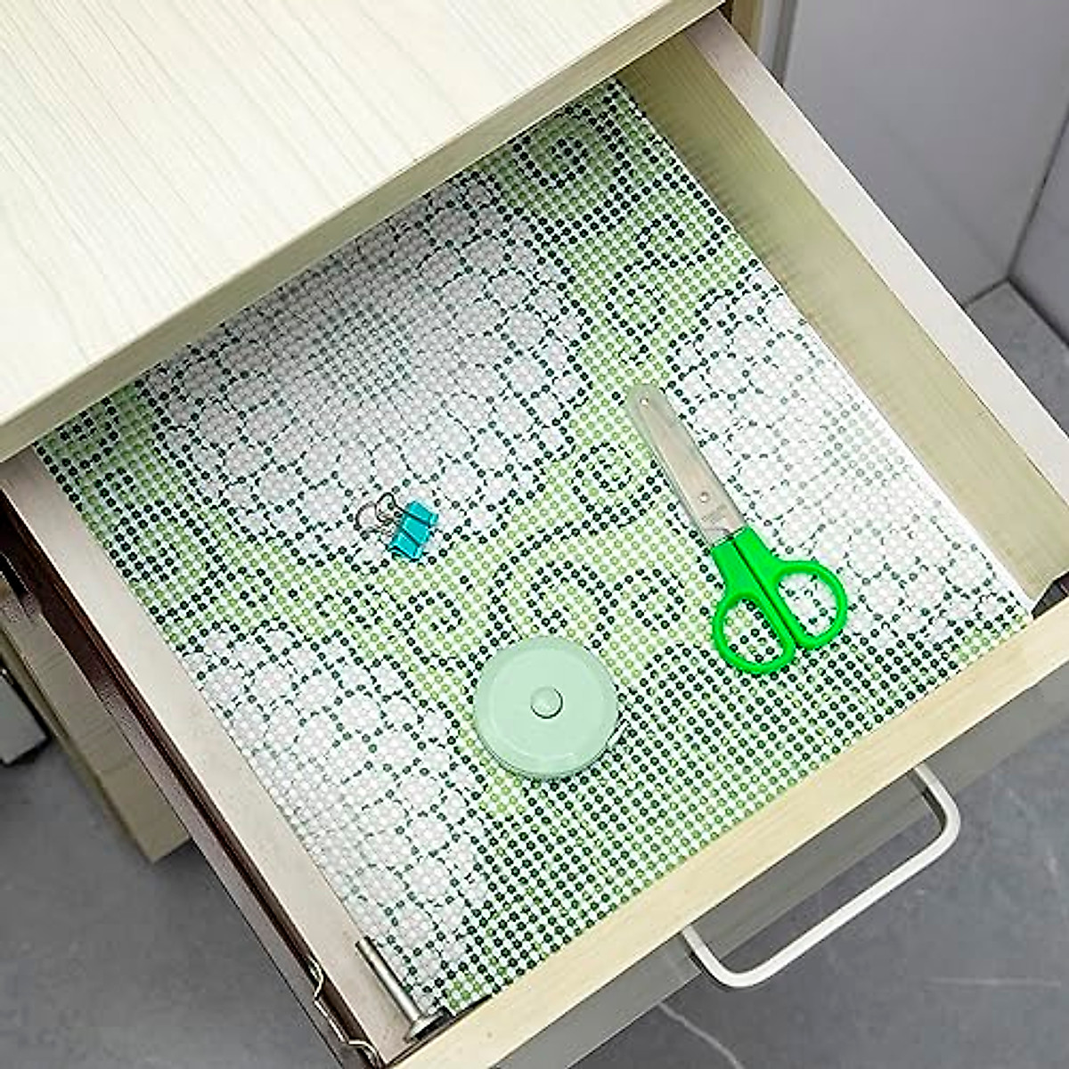 RAY STAR Shelf Liner, Non-Adhesive Refrigerator Liners for Shelves Washable 12 * 120 inch, Vinyl Shelf Drawer Liner Non-Slip Bathroom Cabinet Liner for Kitchen/Storage/Desks (Green Circle)