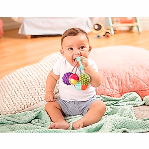 B. toys – B. baby- Rattle Ball – 4 Balls & Teething Clip -Sensory Toy with Colors Textures & Sounds – Sounds So Squeezy – 3 Months +