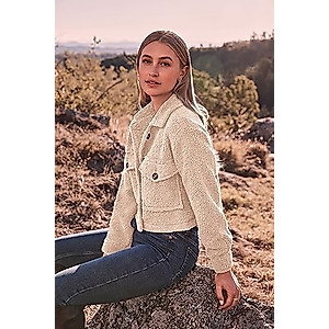 PRETTYGARDEN Womens Fall Clothes Sherpa Shacket Jacket Fuzzy Lapel Button Down Cropped Coat Winter Outerwear (Beige,Large)