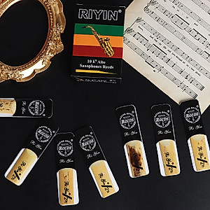 30 PCS Saxophone Reed Size Sax Reeds 2.5 Alto 2 1/2 Saxophone Reeds Alto Saxophone Reeds for Saxophone Alto Soprano Saxophone Reeds with Individual Case for Clarinet Soprano or Alto Sax