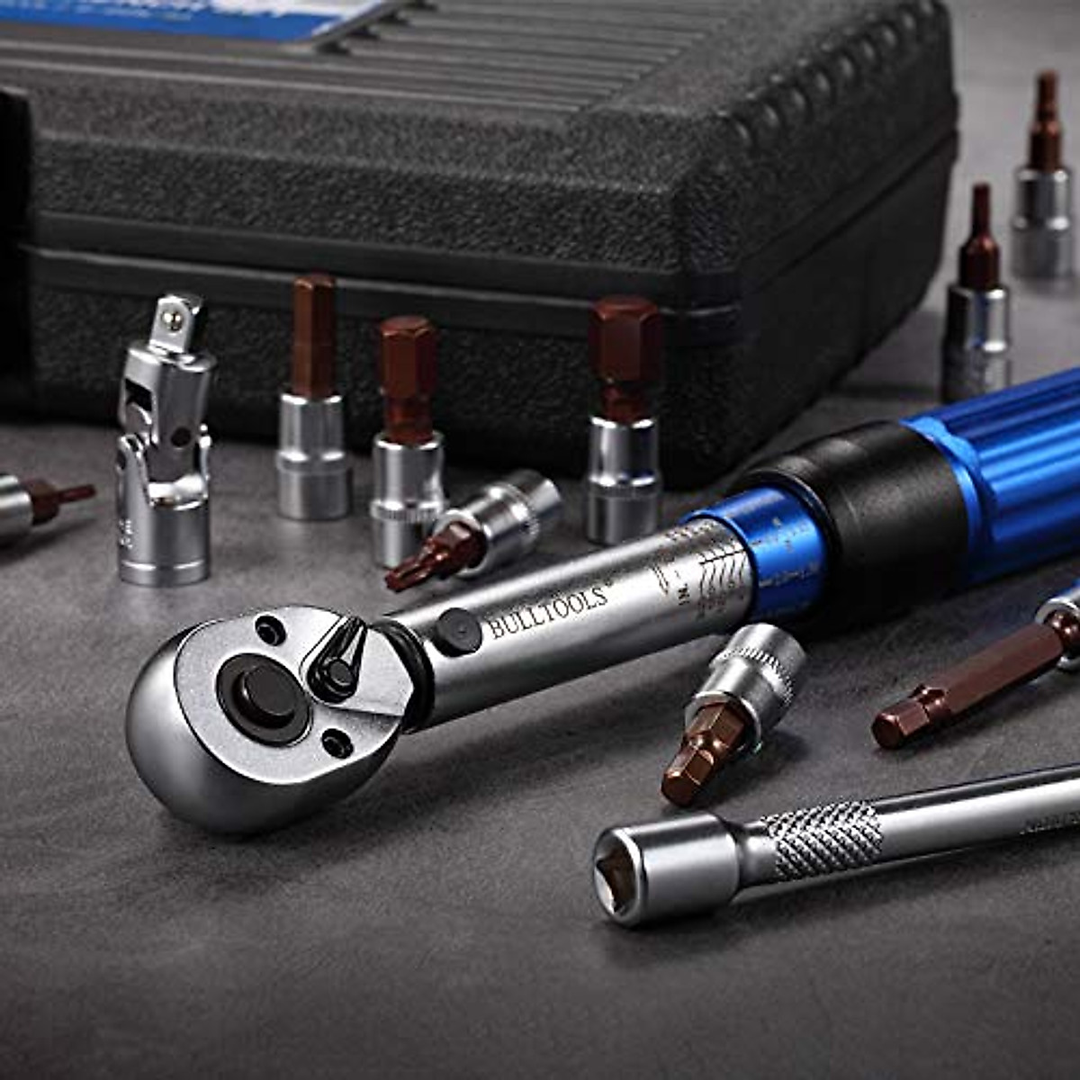 BULLTOOLS 1/4-inch Drive Click Torque Wrench Set Dual-Direction Adjustable 90-tooth Torque Wrench with Buckle (20-200in.lb / 2.26-22.6Nm)