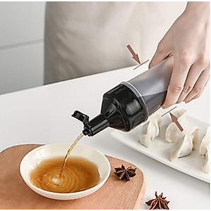 CTTPEG 250ml/8.5ounce Sauce bottle,Plastic Squeeze Bottles,for Condiments, Ketchup, Mayonnaise, Mustard, Hot Sauce, Olive Oil (Black)