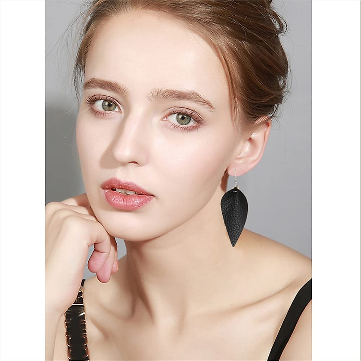 CHUNYANAN Boho Elegant Lightweight Black Genuine Real Leather Geometric Dangle Drop Earrings for Women Petal Leaf Feather Teardrop Earrings Jewelry Gift (Black Genuine Real Leather)