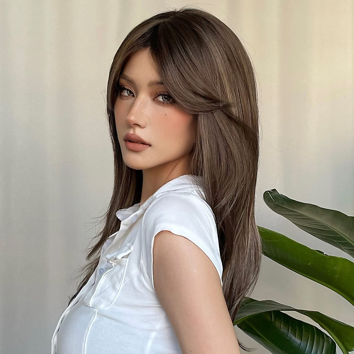 HAIRCUBE Long Brown Wigs for Women Layered Synthetic Hair Wig with Highlight