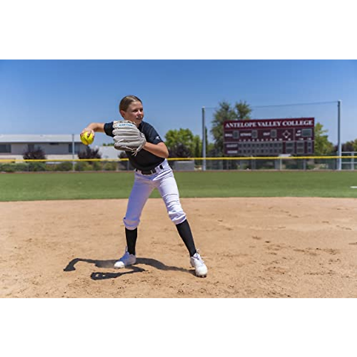 EASTON GHOST TOURNAMENT ELITE Fastpitch Softball Glove, 12, RHT, GTEFP12