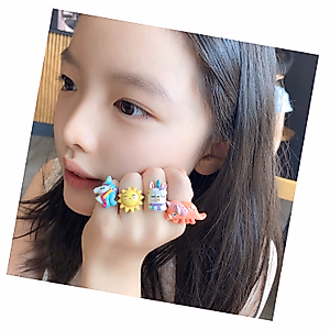 ELEMIRSA 8pcs Little Girl Jewel Rings Adjustable Costume Princess Pretend Play and Dress Up Rings for Girl Toddlers Teens Children's Jewelry Set Toy Butterfly Box
