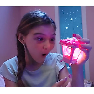 Lil Wish Lanterns Starter Pack with Lantern and 2 Characters, Mystery Toy, Contains 1 Exposed Figure and 1 Random Collectible Figure, Gift for Girls, Light Up Toy, Styles May Vary, Courage Tribe