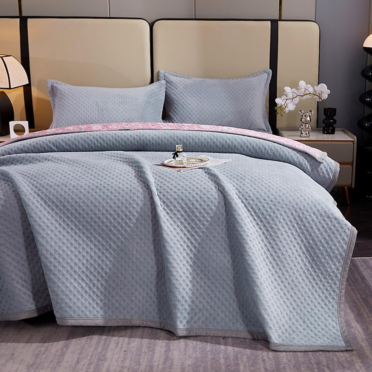 Mengersi Velvet Quilt Set Queen Size, Lightweight Waffle Comforter Set, Oversized Bedspread Coverlet Quilted Blanket Bedding Set, with 2 Matching Pillow Shams for All Season (Gray, Twin)