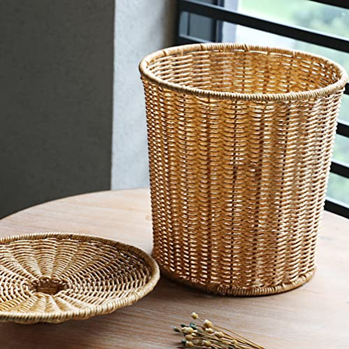 Hemoton Imitation Rattan Storage Basket- Wicker Waste Basket with Lid, Floor Baskets for Living Room, Bed Room& Laundry Room