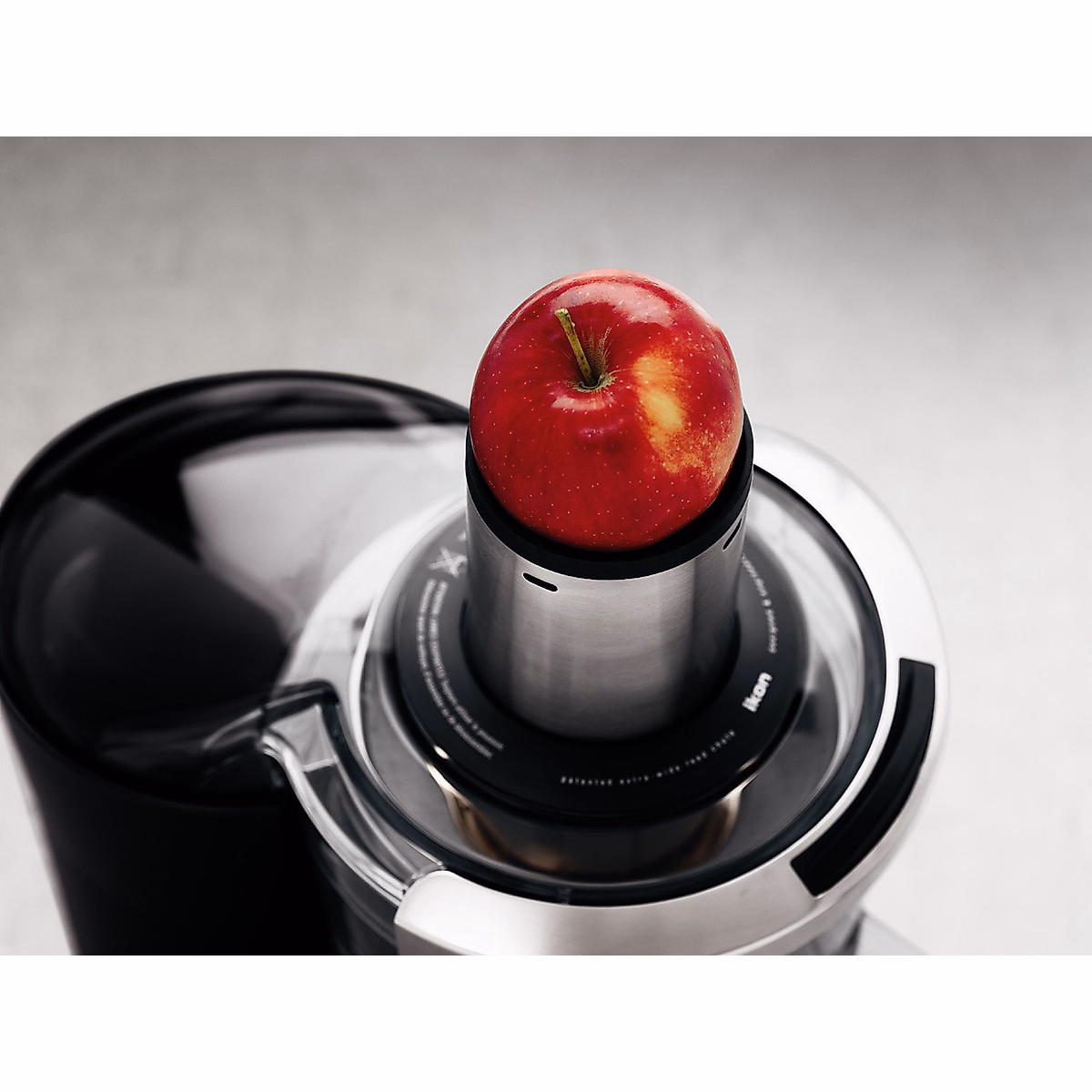 Breville BJE510XL Juice Fountain Multi-Speed 900-Watt Juicer (Old Model - Discontinued)