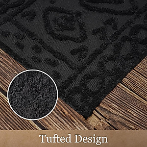 Boho Runner Rug 2'x5' Tufted Cotton Area Rug Accent Beside Rugs Washable Cream Bohemian Long Throw Carpet for Hallway Bedroom Kitchen Laundry Living Room Bathroom Black