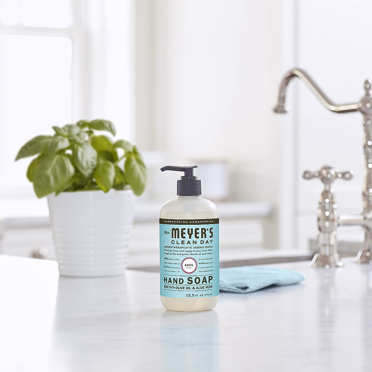 MRS. MEYER'S CLEAN DAY Hand Soap, Made with Essential Oils, Biodegradable Formula, Basil, 12.5 fl. oz
