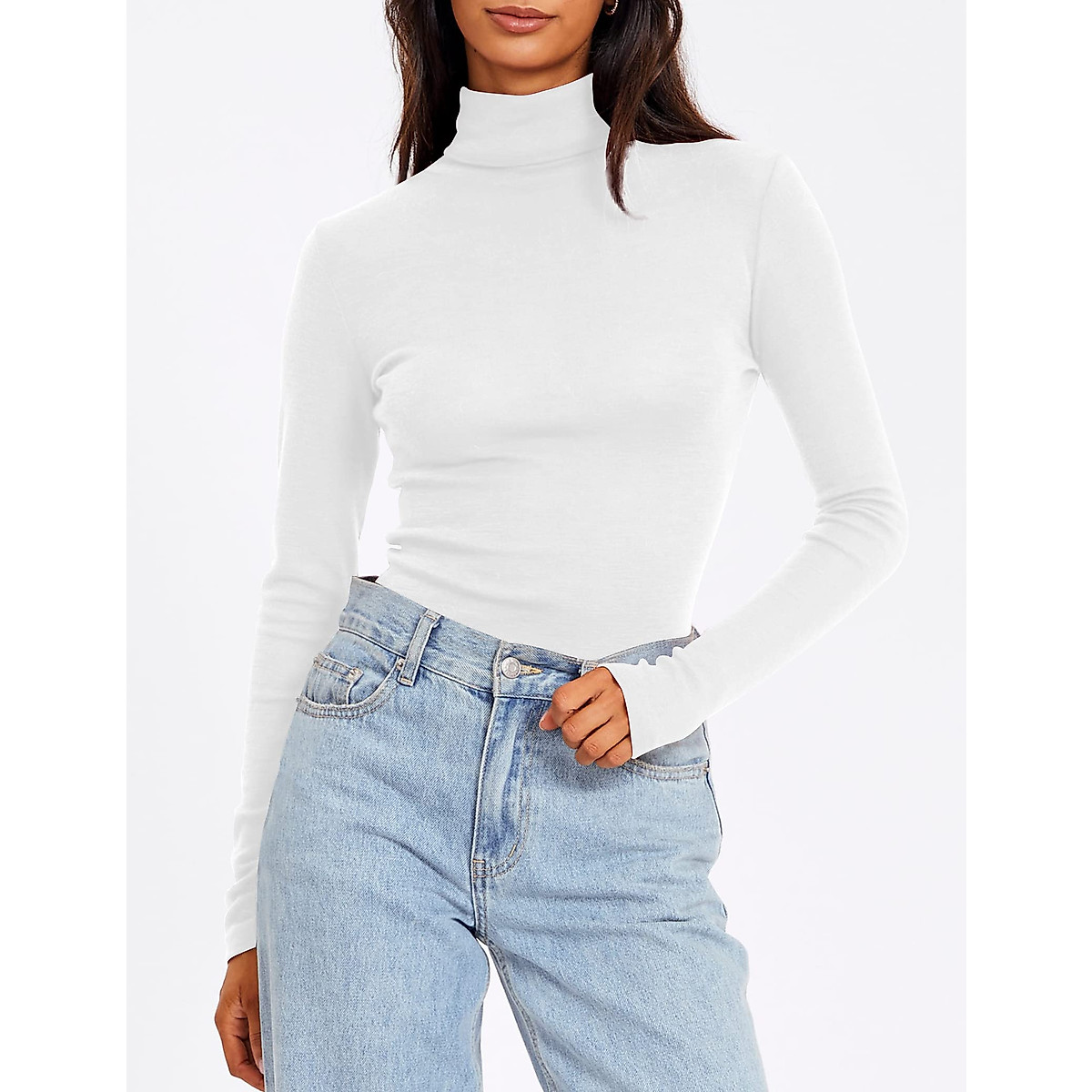 Trendy Queen Women's Thermal Underwear Turtleneck Long Sleeve Shirts Mock Neck Tops Tight Stretch Pullover Basic Layering Fall Winter Clothes 2024 White