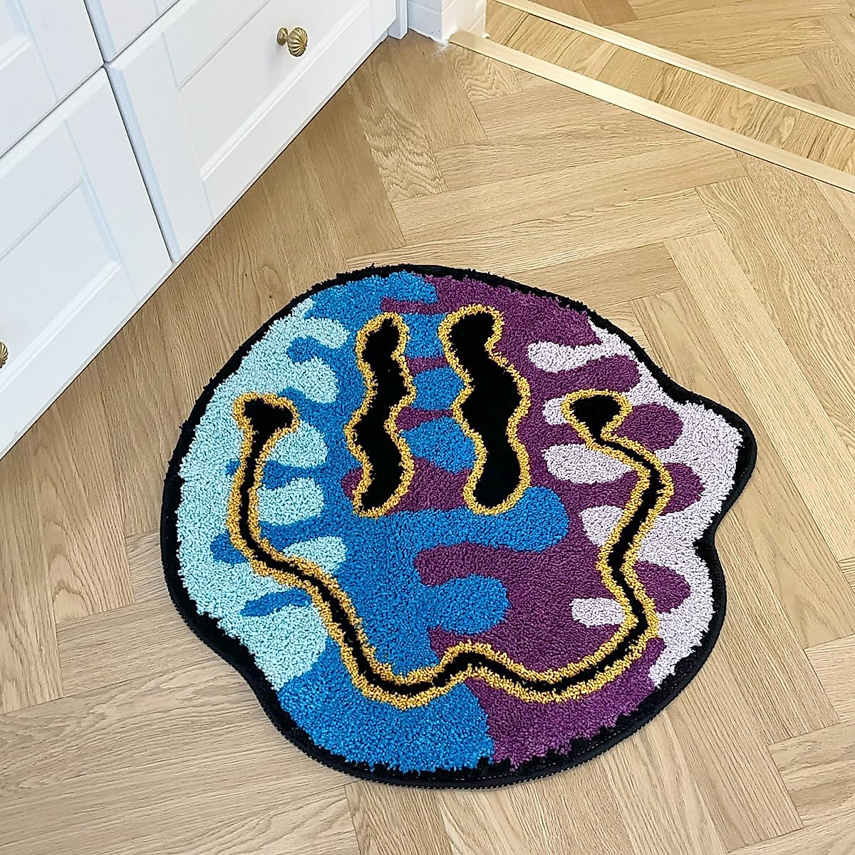 Tufted Magic Trippy Smiling Face Rug Handmade Carpet Custom Rug for Home Decoration or Gift (23.6X23.6 inch)