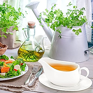 Yesland 15 oz Gravy Boat and Tray, Ceramic White Gravy Sauce Boat with Saucer Stand for Dining, Holiday Meals & Parties