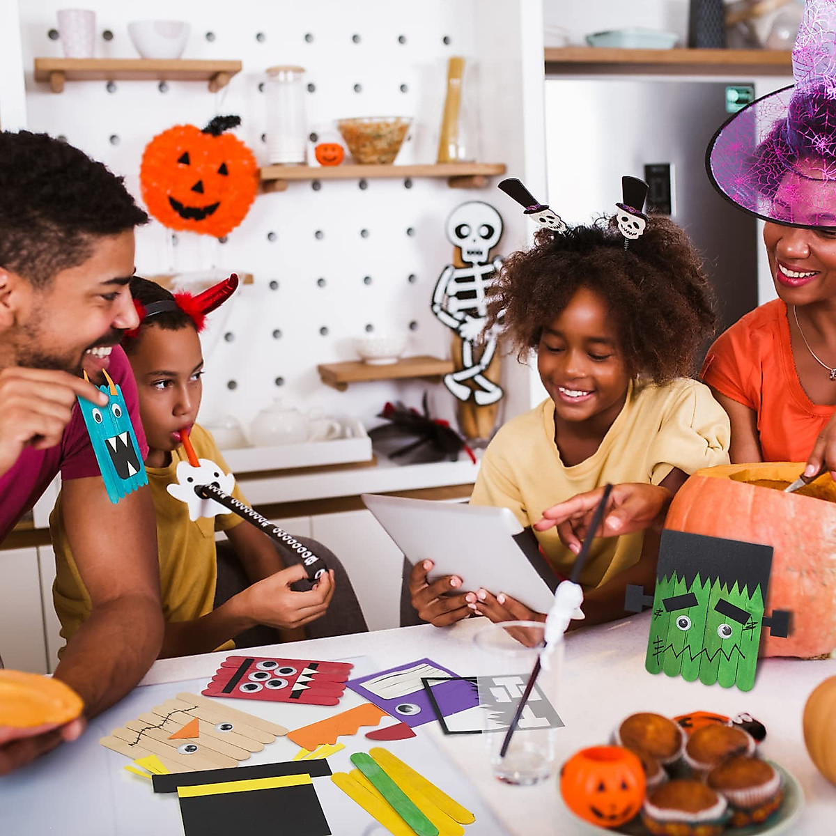 Porgaten Halloween Crafts Kits for Kids Unfinished Arts and Crafts Supplies DIY Halloween Toys Gifts Childrens Wood Craft Kits for Home School Classroom Halloween Activities