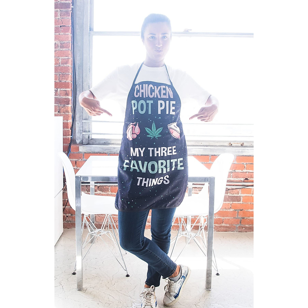 Chicken Pot Pie My Three Favorite Things Apron Funny 420 Baking Kitchen Smock Funny Graphic Kitchenwear 420 Funny Food Novelty Cookware Black Oven Mitt