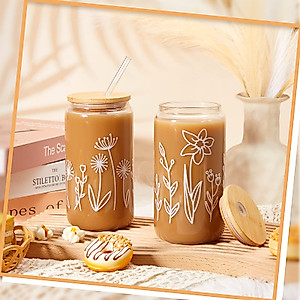 Mumufy 4 Pack Gift for Women Cute Glass Cups,aesthetic Iced Coffee Cup 16 oz Glass with Bamboo Lid and Straw Flower Coffee Mugs Birthday Gift for Friend Sister Her Bridesmaid Stuff Christmas(Clear)