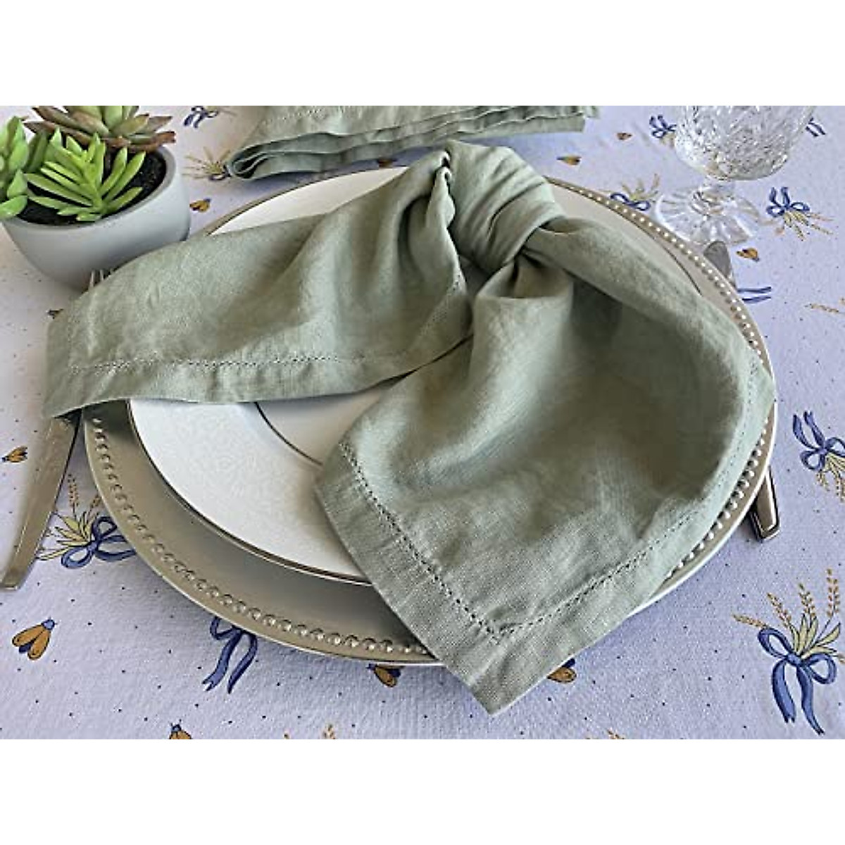 Hemstitched Linen Napkins – 20 Inch x 20 Inch – Stonewashed Pure Linen Cloth Dinner Napkins with Mitered Corners - 100% French Flax – Machine Washable - Set of 4 (Soft Sage Green)