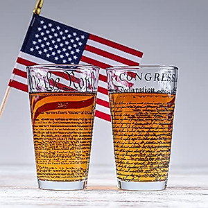 Greenline Goods – United States Constitution & Declaration of Independence Glasses (Set of 2) - 16 oz Drinking Glasses - American US Patriotic Gift Set We The People - Beer Glasses